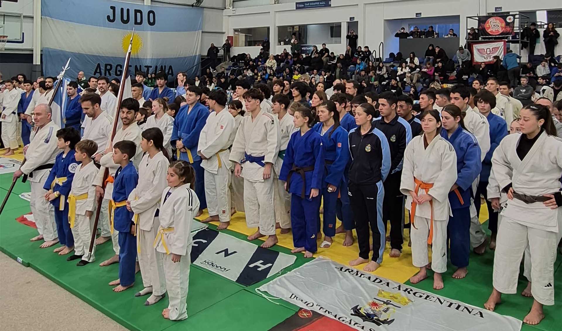 El Dojo “Fragata Sarmiento” participó de la copa internacional “Náutico ...